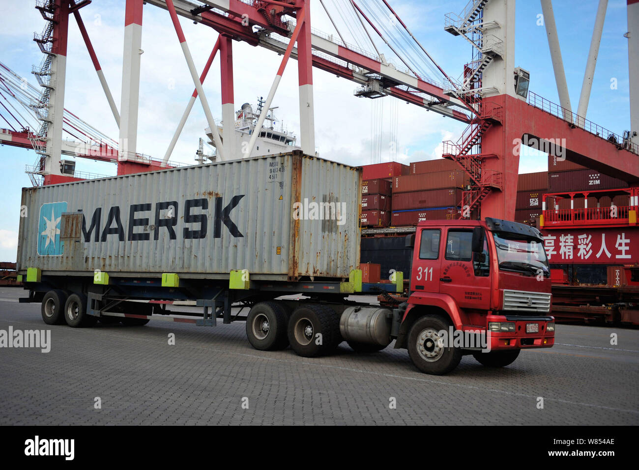 Maersk container truck hi-res stock photography and images - Alamy
