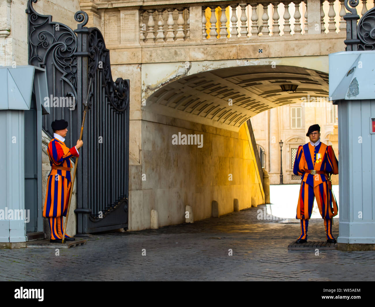 Swiss guard in traditional uniform hi-res stock photography and images ...