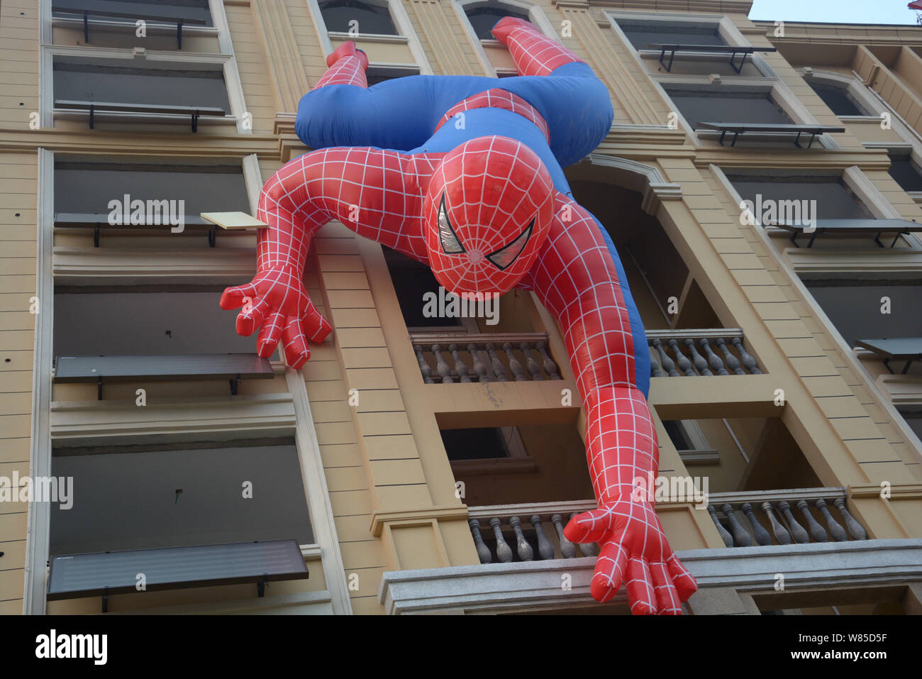Inflatable spider man hi-res stock photography and images - Alamy
