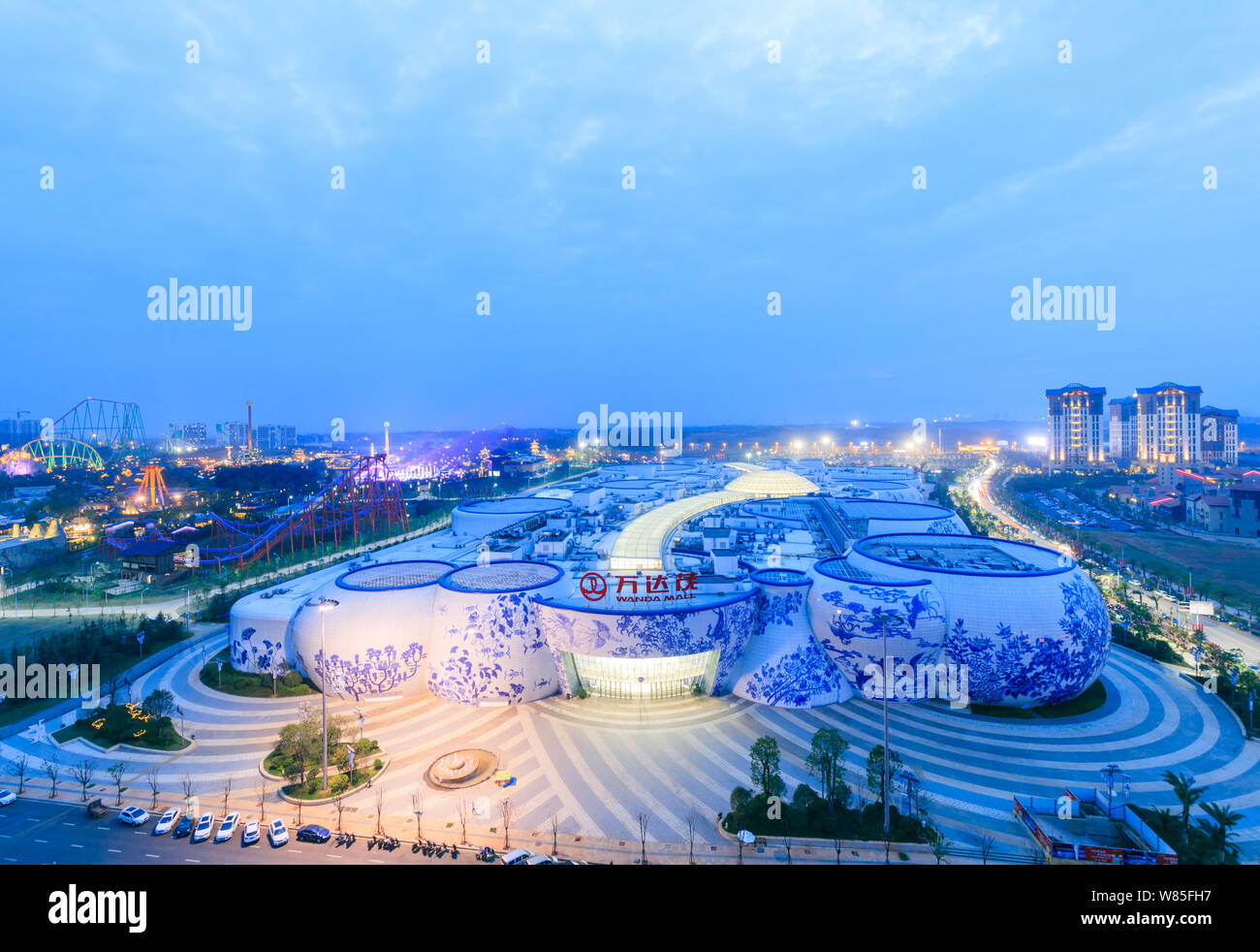 Wanda Mall High Resolution Stock Photography and Images - Alamy