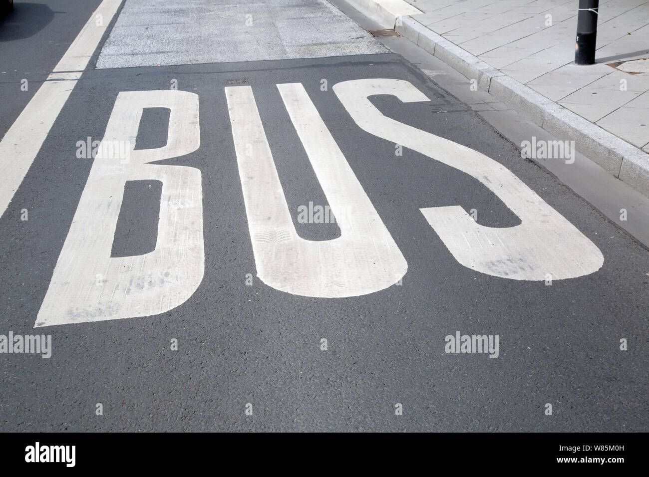 Bus Lane Sign; Frankfurt; Germany Stock Photo - Alamy