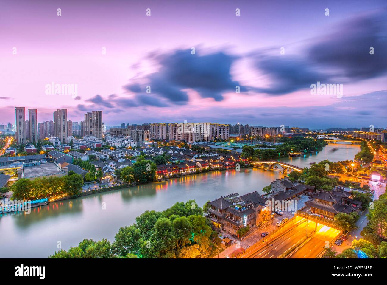 Gongchen bridge hi-res stock photography and images - Alamy