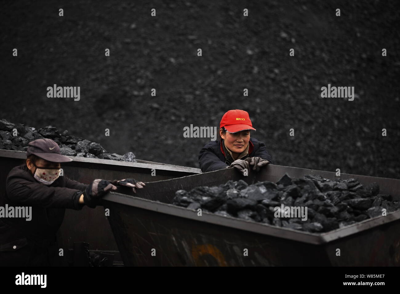 Push cars hi-res stock photography and images - Alamy