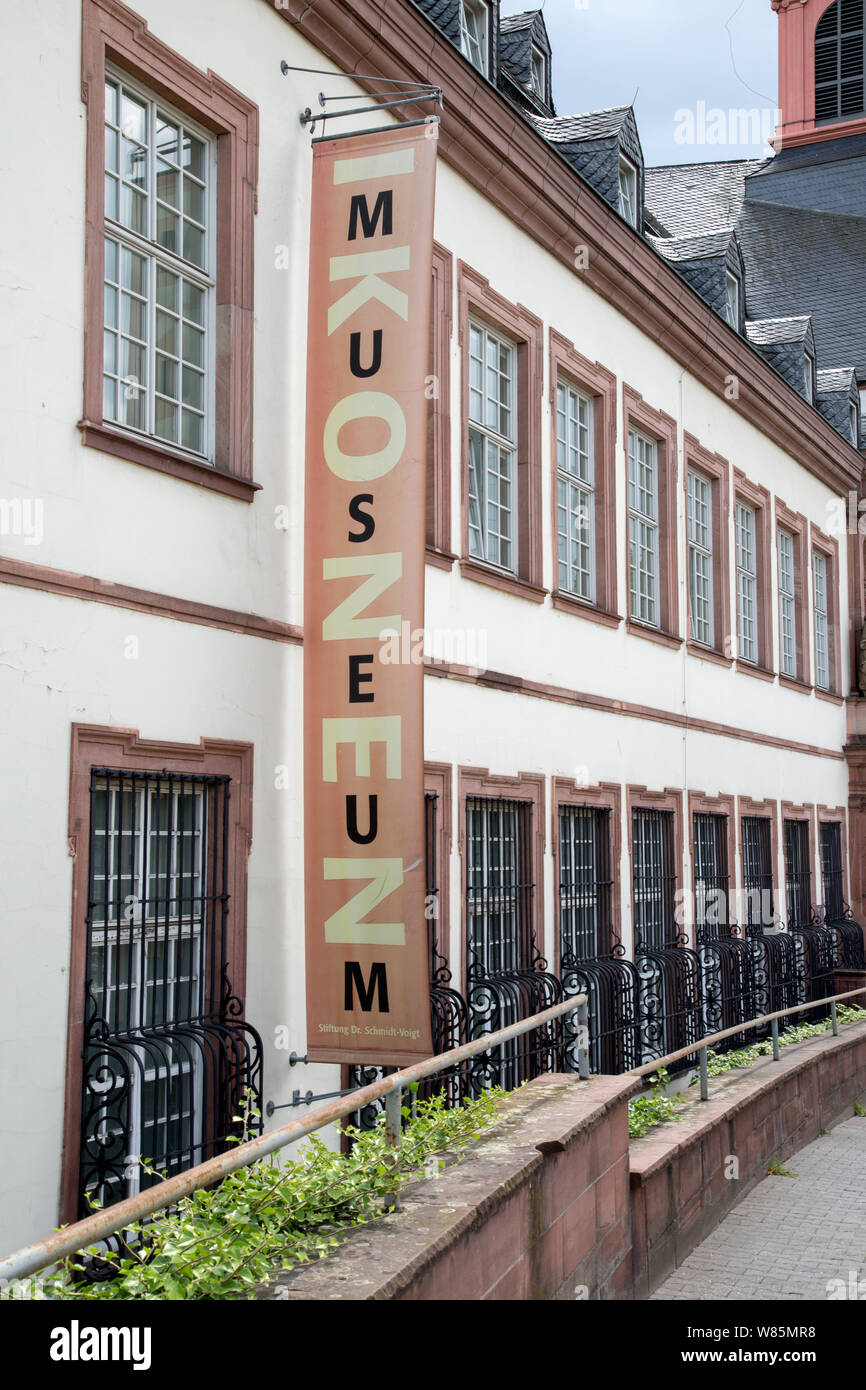 Ikonen Museum in Frankfurt; Germany Stock Photo - Alamy