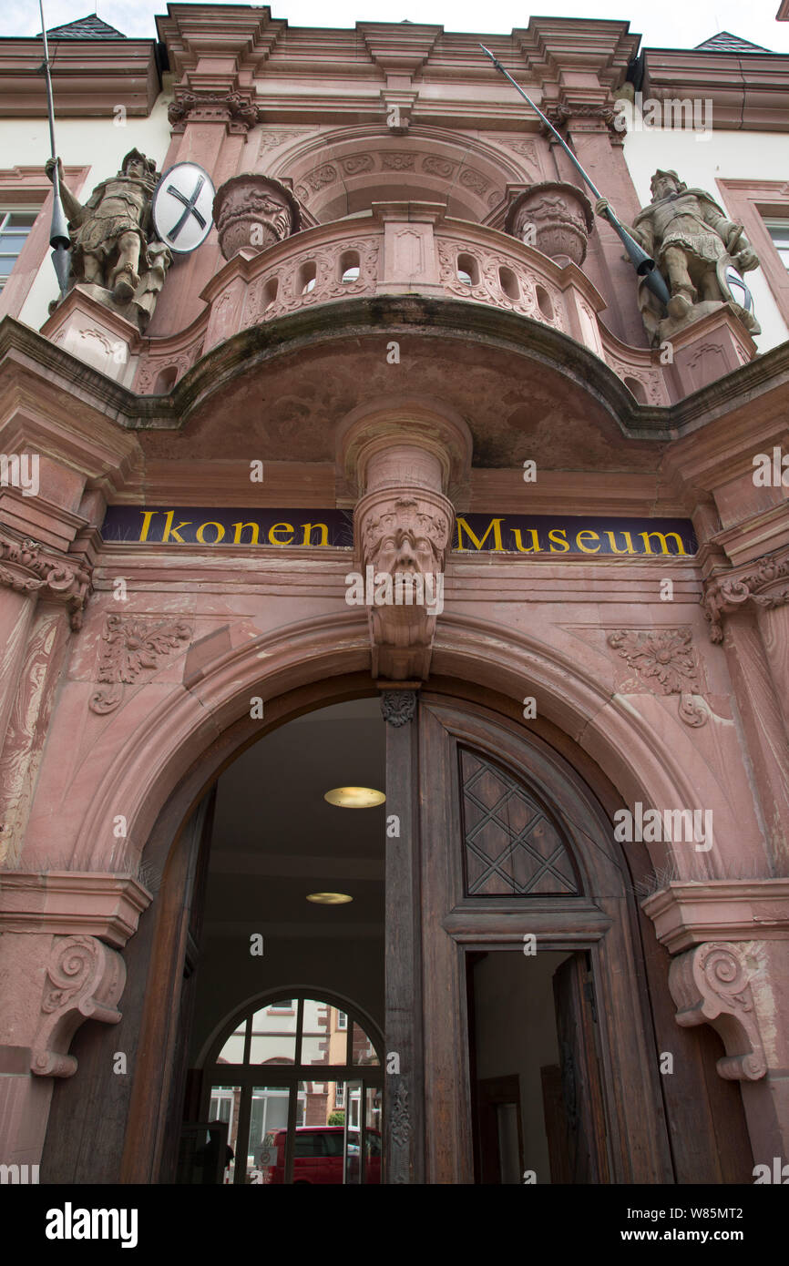 Ikonen Museum in Frankfurt; Germany Stock Photo - Alamy