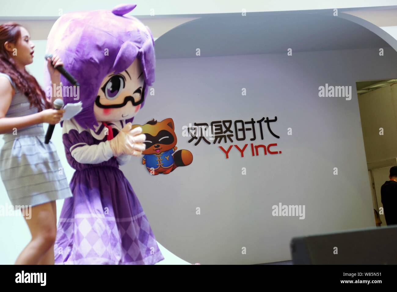 Yy inc hi-res stock photography and images - Alamy