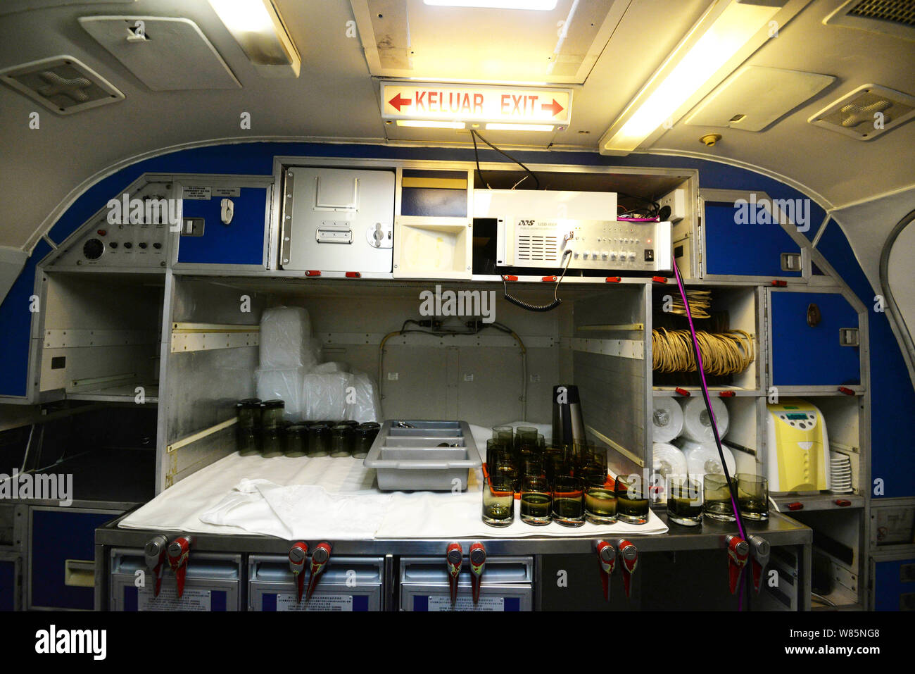 Boeing 737 400 Interior