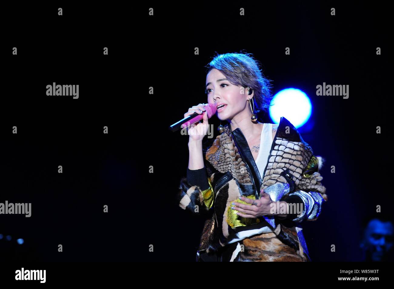 Taiwanese singer Jolin Tsai performs at the echo music festival in ...