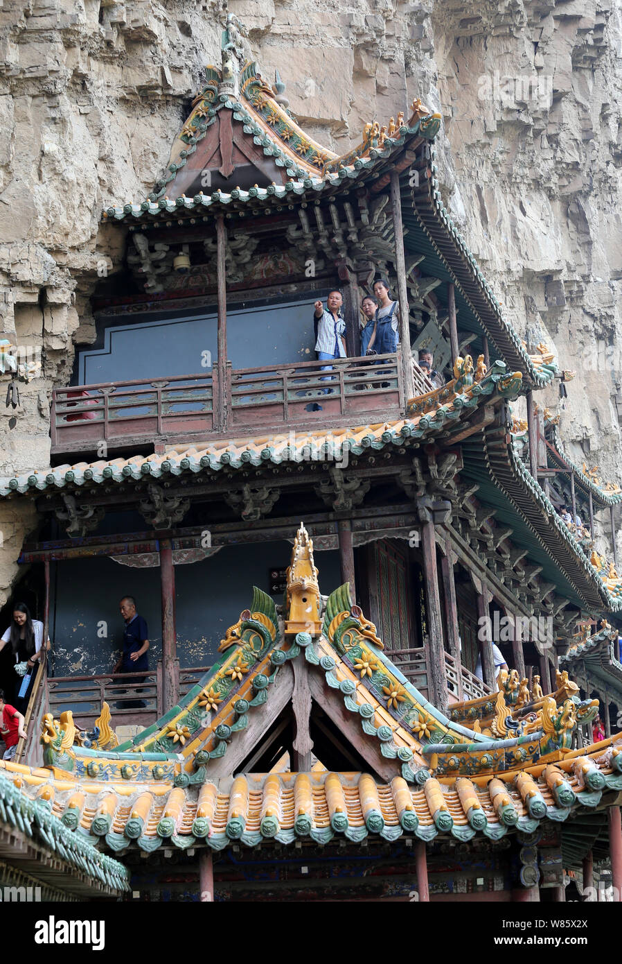 Hanging temple hi-res stock photography and images - Alamy
