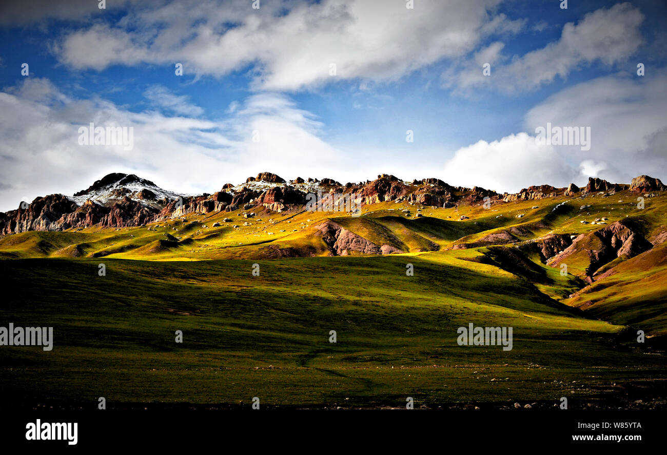 Landscape of the Sanjiangyuan National Nature Reserve (SNNR), also ...