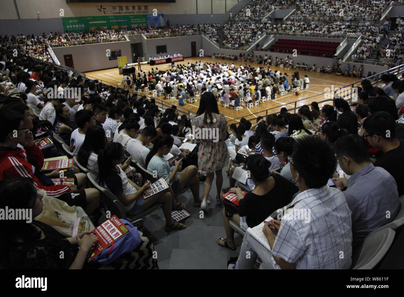 Chinese students take part in a tutorial and review session for the ...