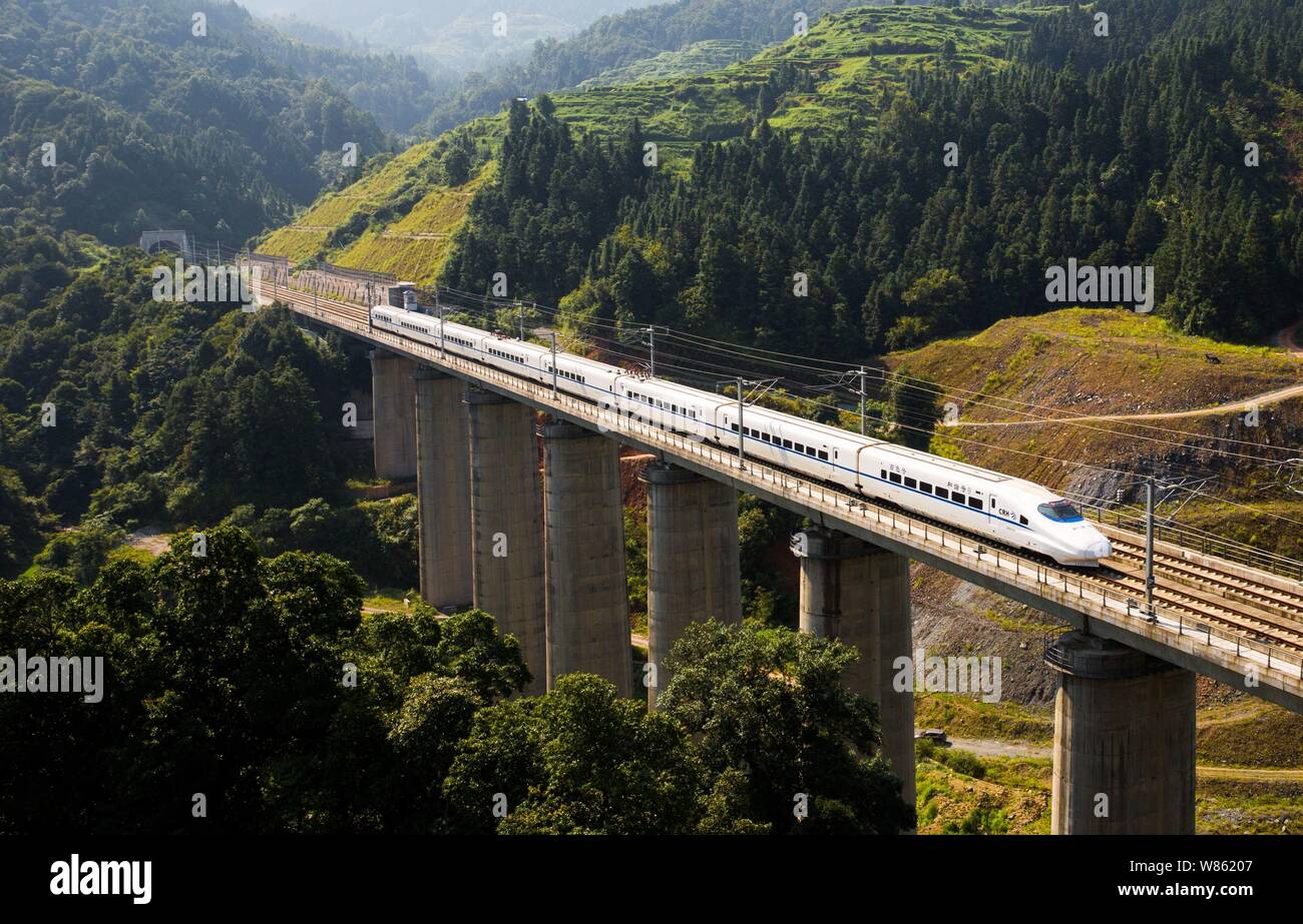 Guiyang guangzhou high speed railway hi-res stock photography and ...