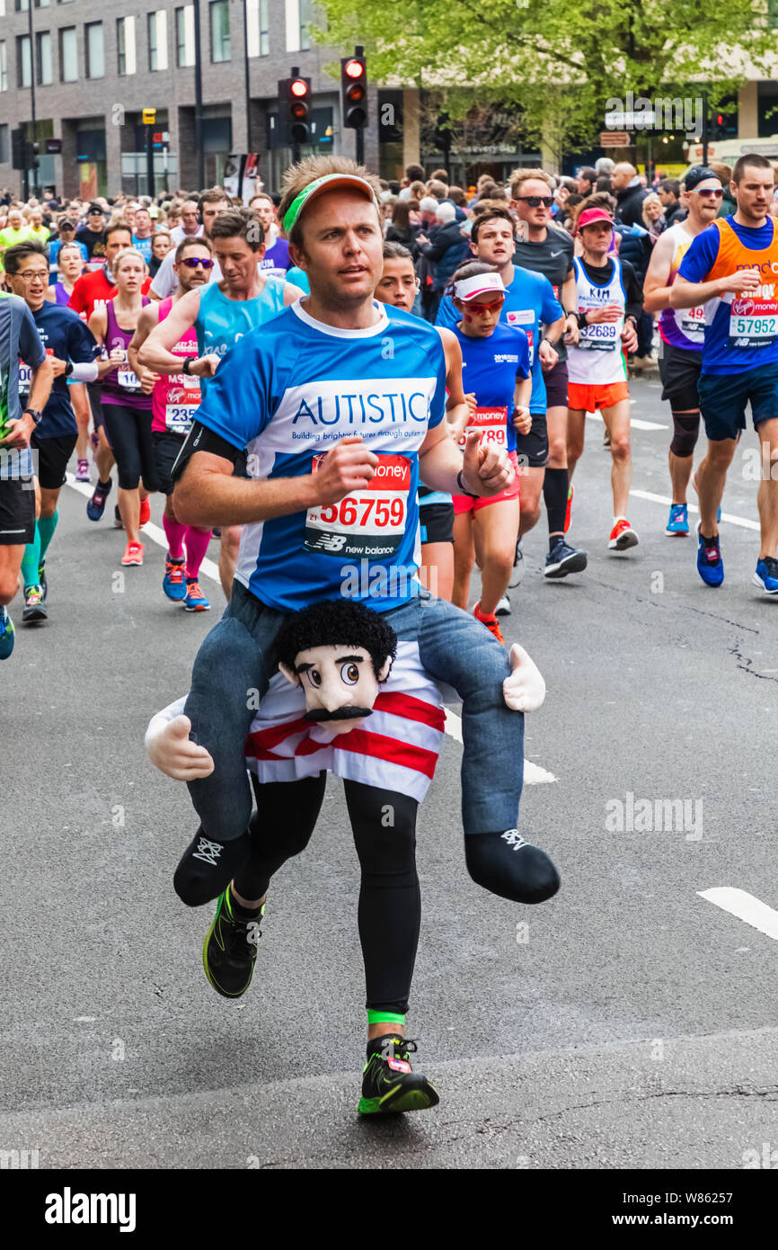 Man running london hi-res stock photography and images - Alamy