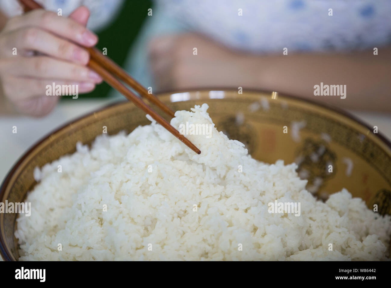 Competitive eating and china hi-res stock photography and images - Alamy