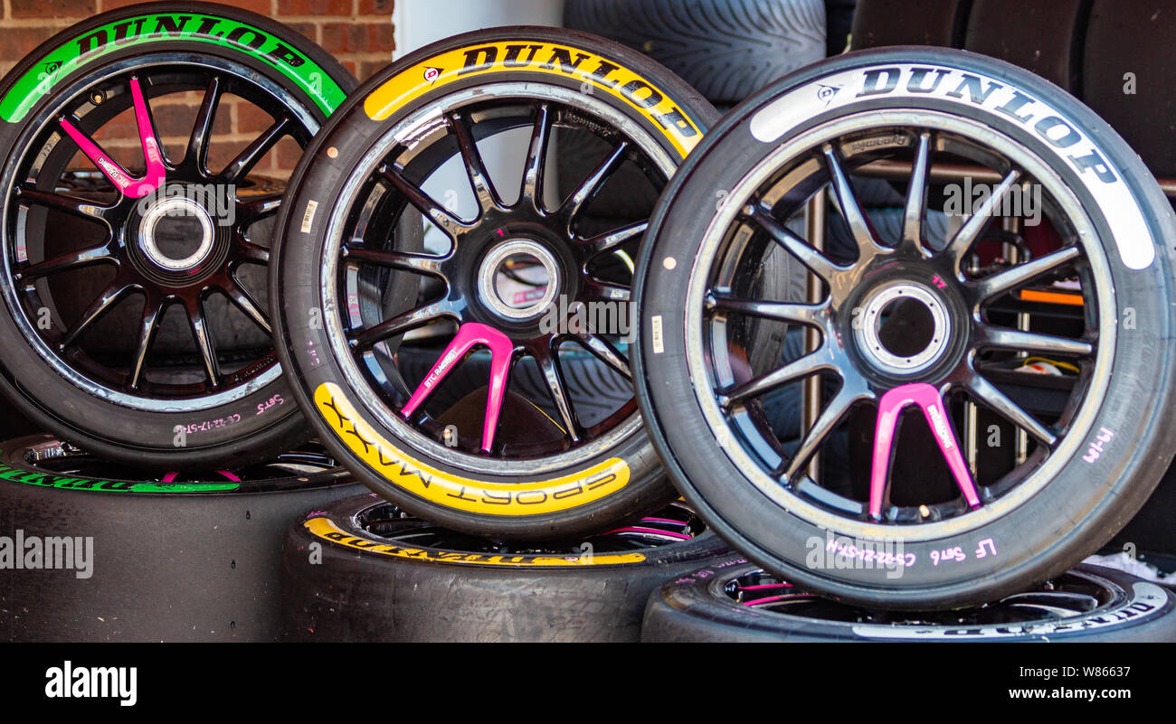 Dunlop tyres hi-res stock photography and images - Alamy