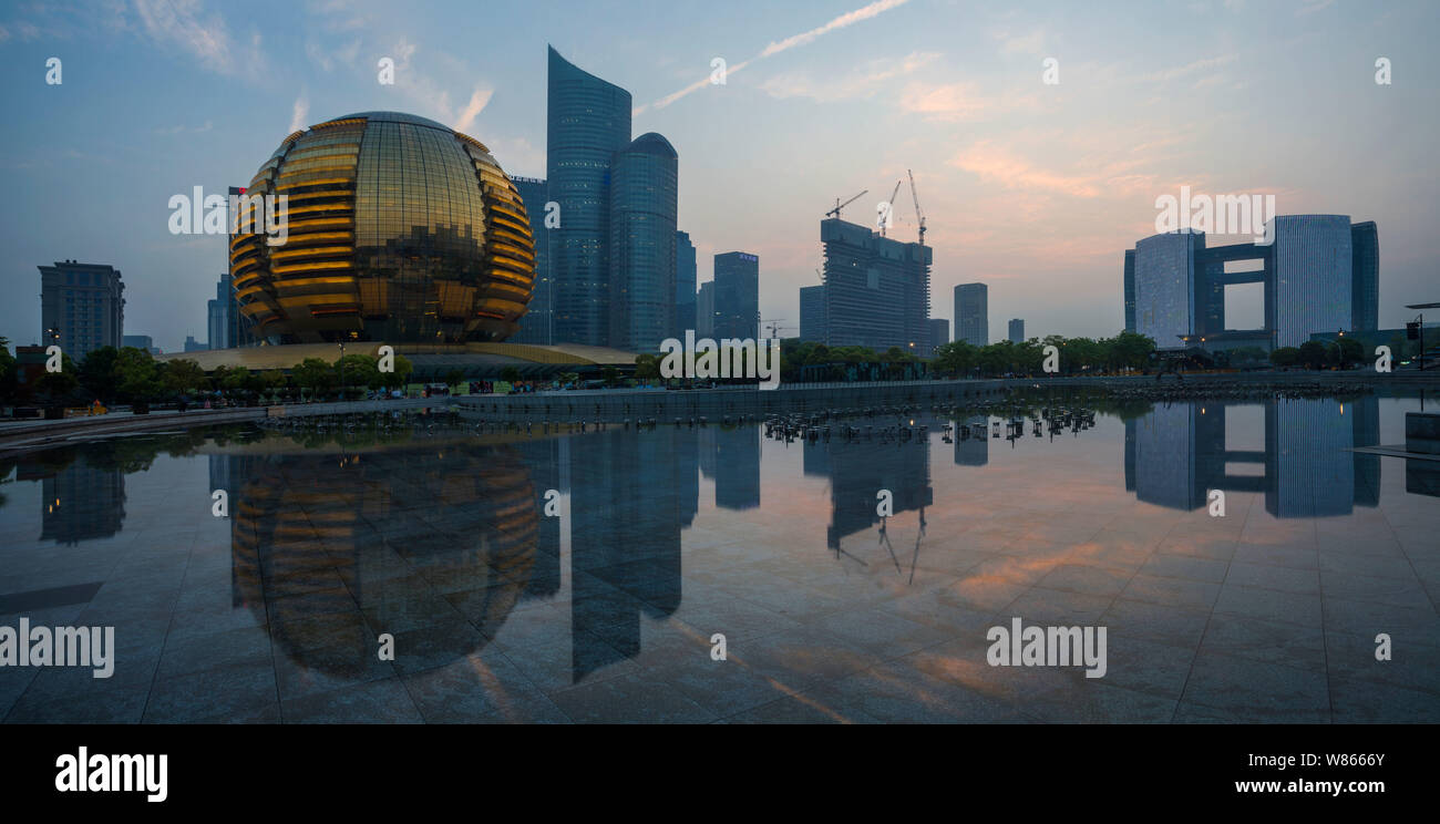 Intercontinental hangzhou hi-res stock photography and images - Alamy