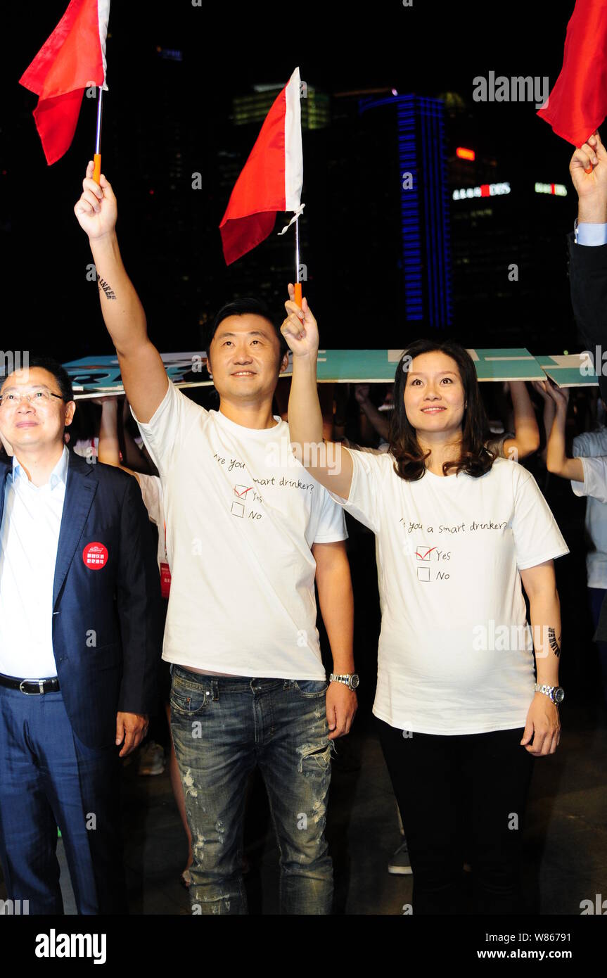 Pregnant husband driving hi-res stock photography and images - Alamy