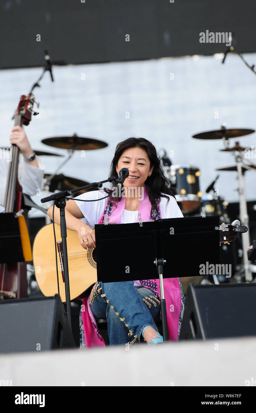Japanese-Brazilian bossa nova singer Lisa Ono performs during the 2016 ...