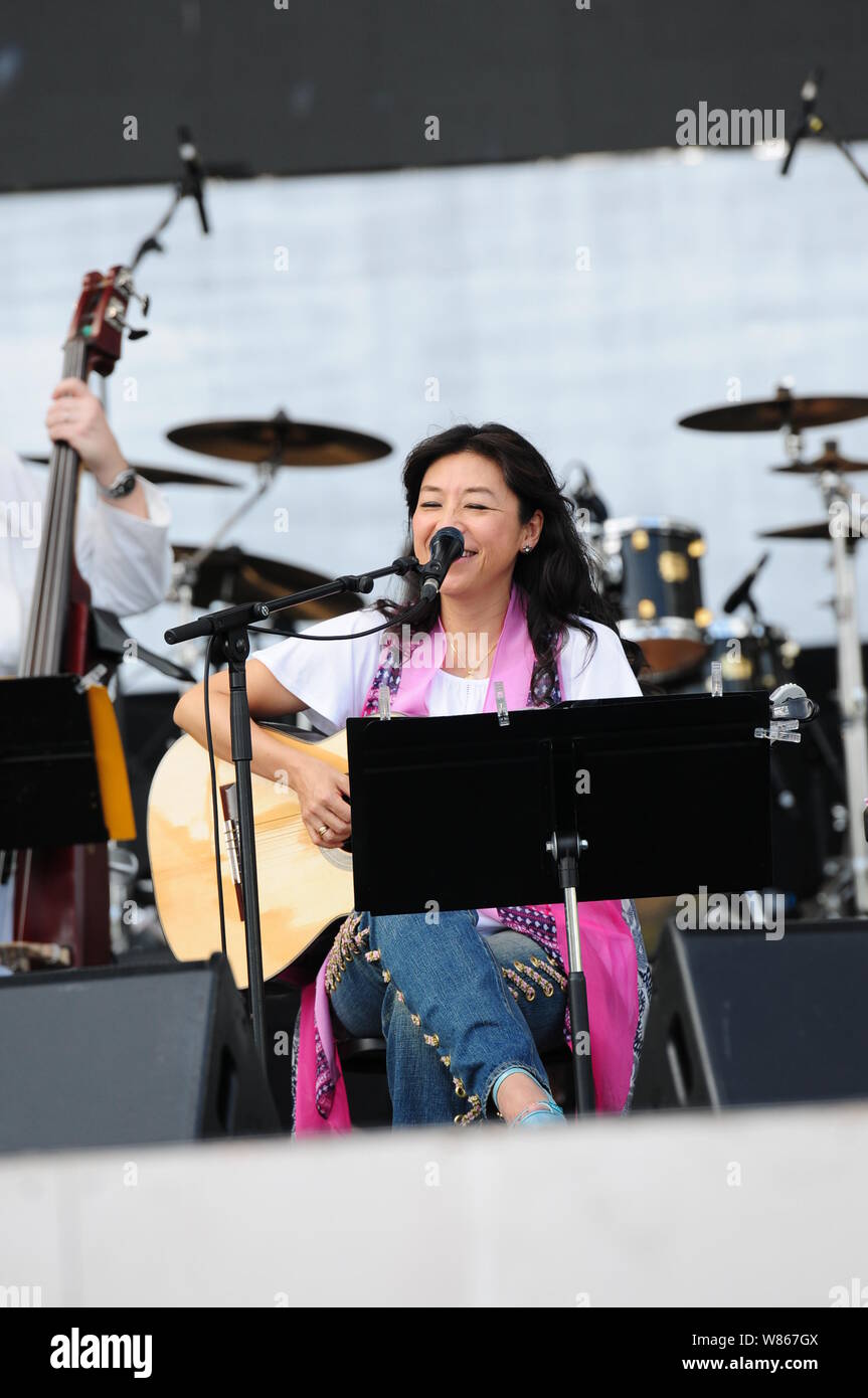 Japanese-Brazilian bossa nova singer Lisa Ono performs during the 2016 ...
