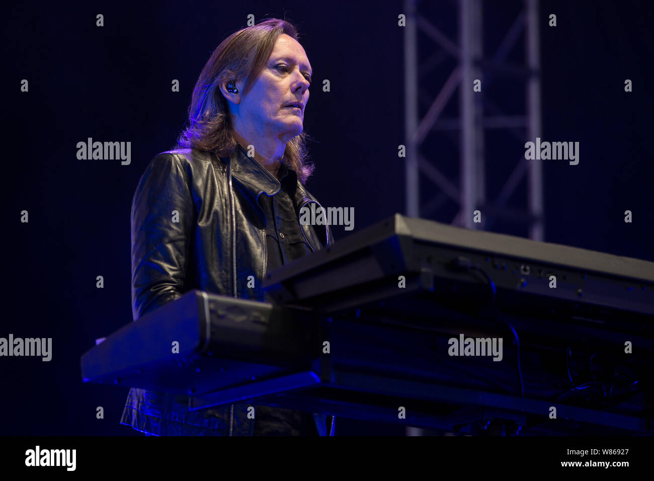 Roger o donnell the cure hi-res stock photography and images - Alamy