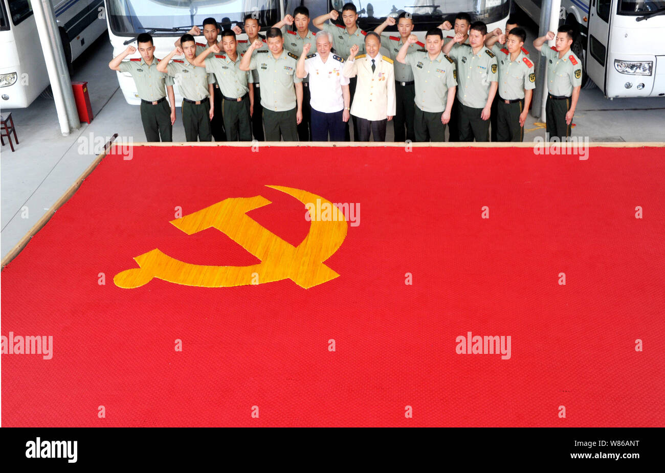 Chinese paramilitary policemen, also members of the Communist Party of ...