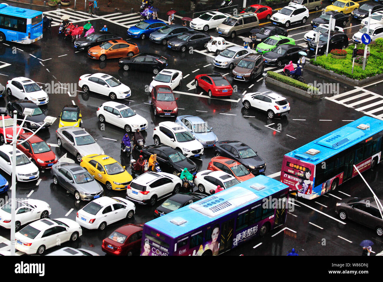 Traffic congestion nanjin china hi-res stock photography and images - Alamy