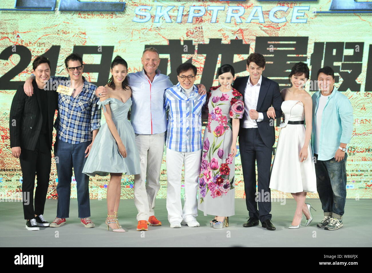 (From left) South Korean actor Yeon Jung-hoon, American actor Johnny ...