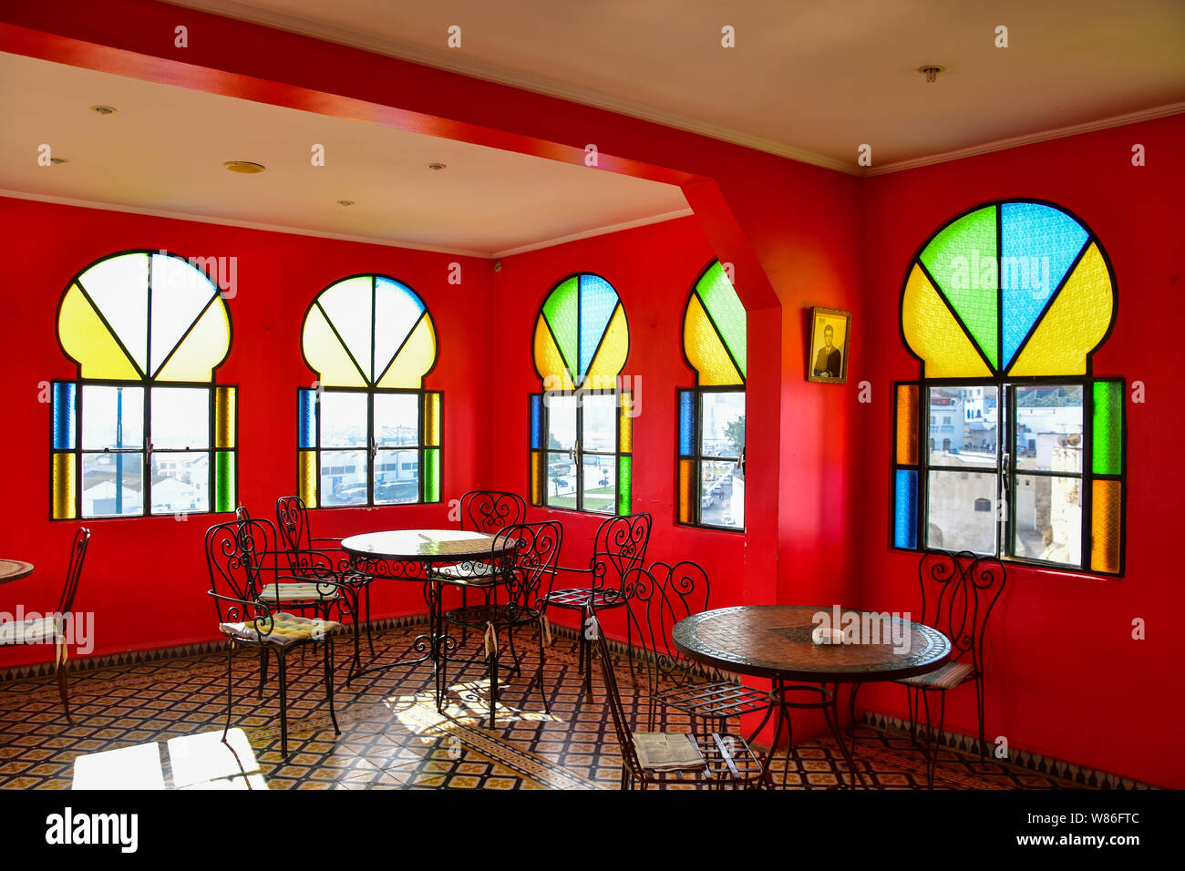 Windows hotel hi-res stock photography and images - Alamy