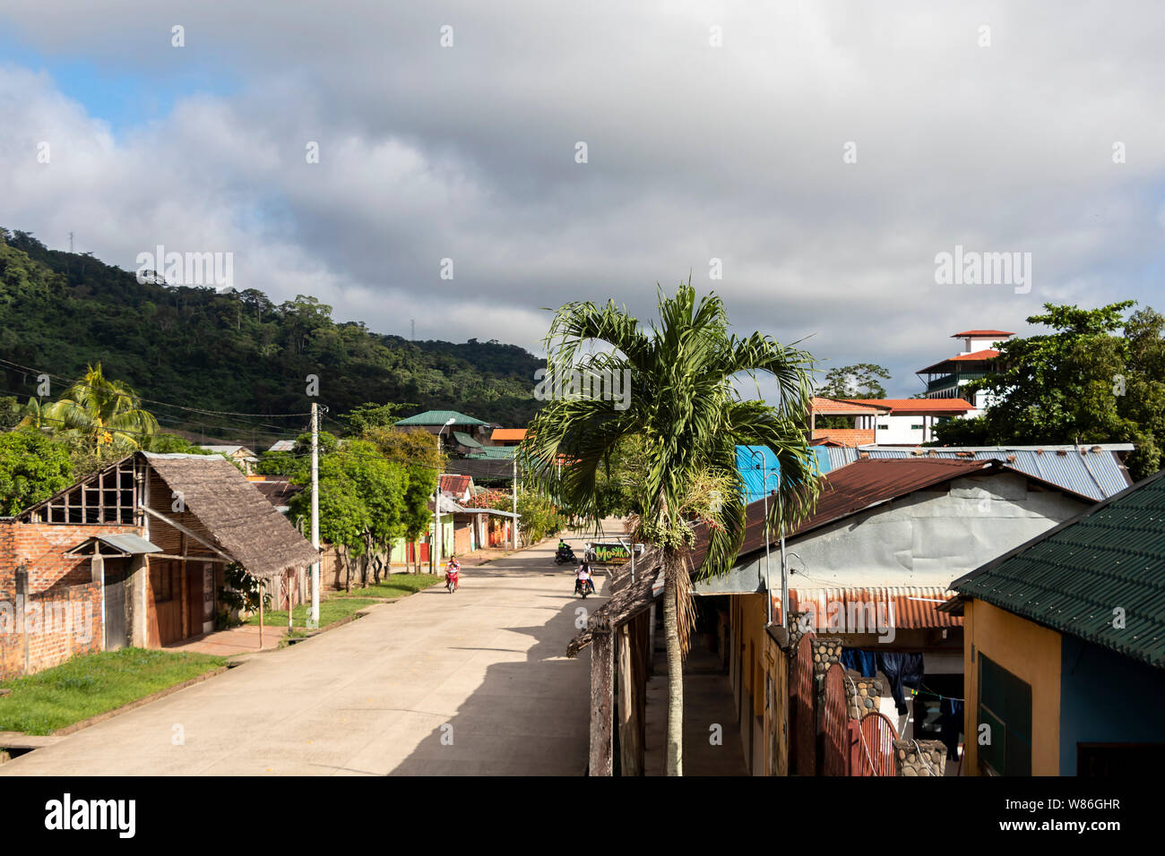 Rurrenabaque, Bolivia : View of Rurrenabaque, small town on the Beni ...