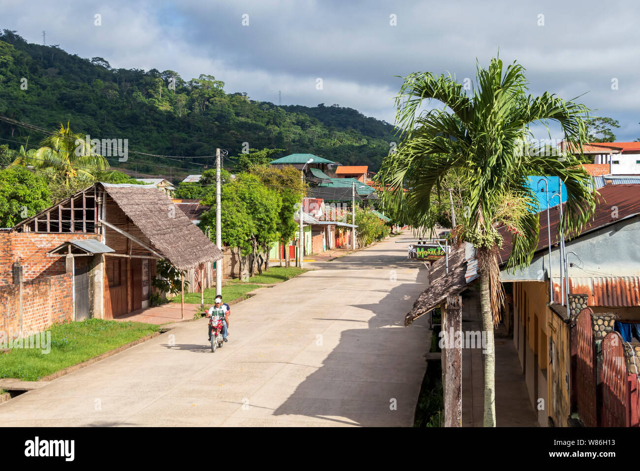 Rurrenabaque, Bolivia : View of Rurrenabaque, small town on the Beni ...