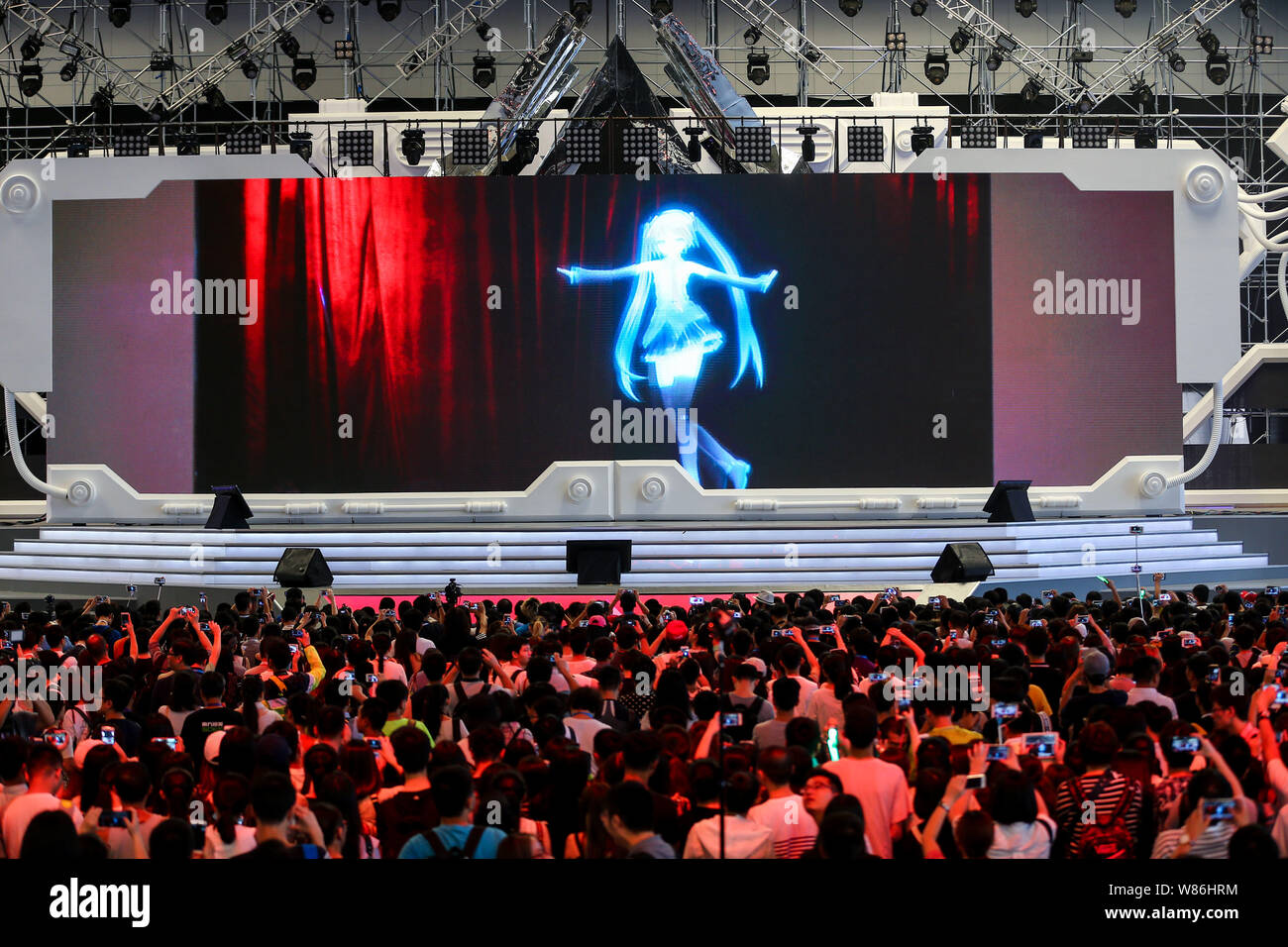 Hatsune miku hi-res stock photography and images - Alamy