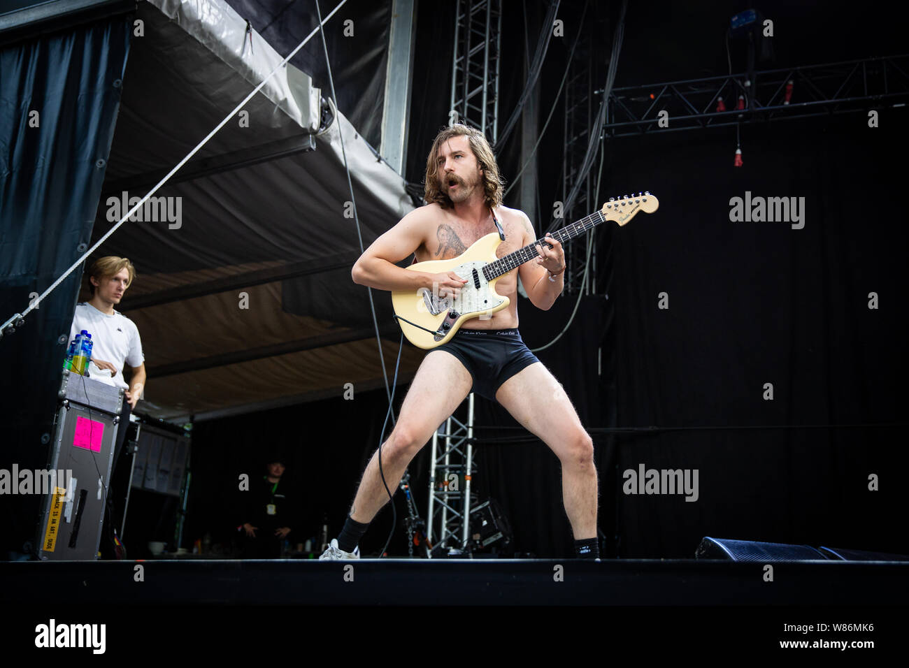 Idles stage hi-res stock photography and images - Alamy