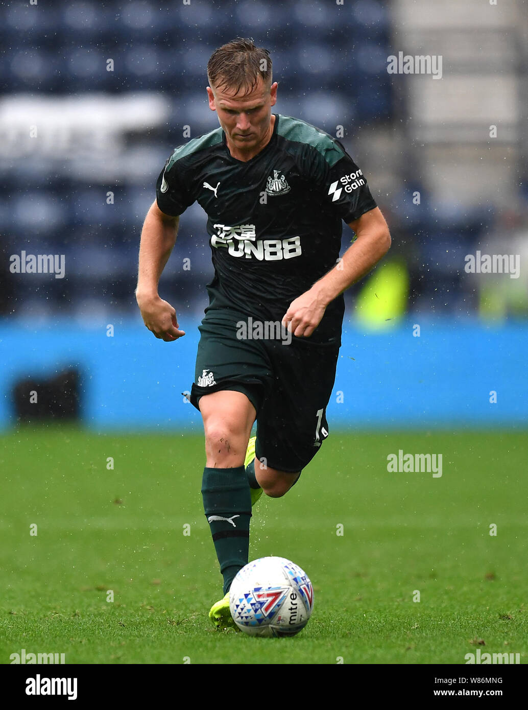 Newcastle United's Matt Ritchie Stock Photo - Alamy