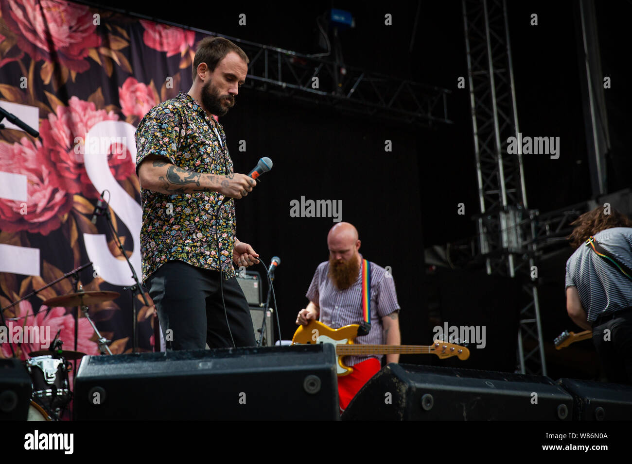 Idles stage hi-res stock photography and images - Alamy