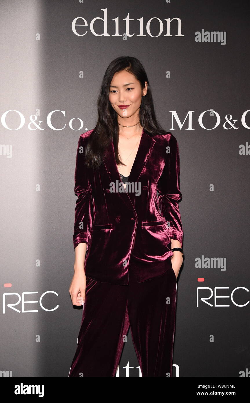 Chinese super model Liu Wen poses at a fashion show of "MO&Co in ...