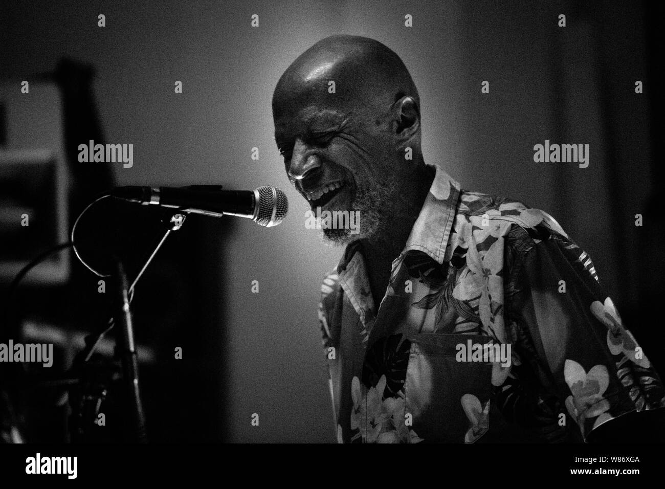 Ambient electronic Black and White Stock Photos & Images - Alamy