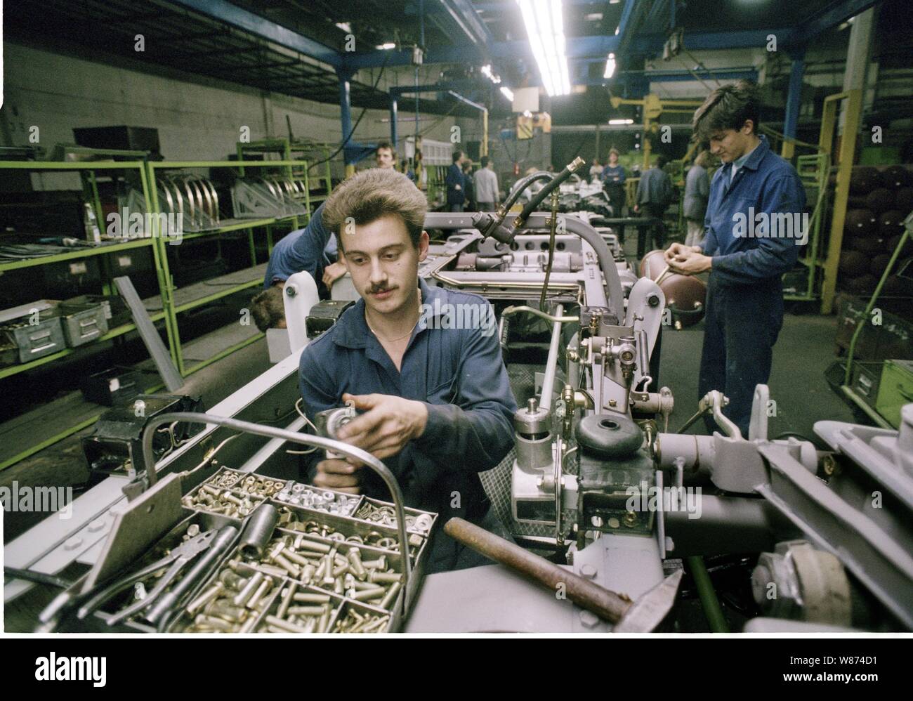 Assembly line work history hi-res stock photography and images - Alamy