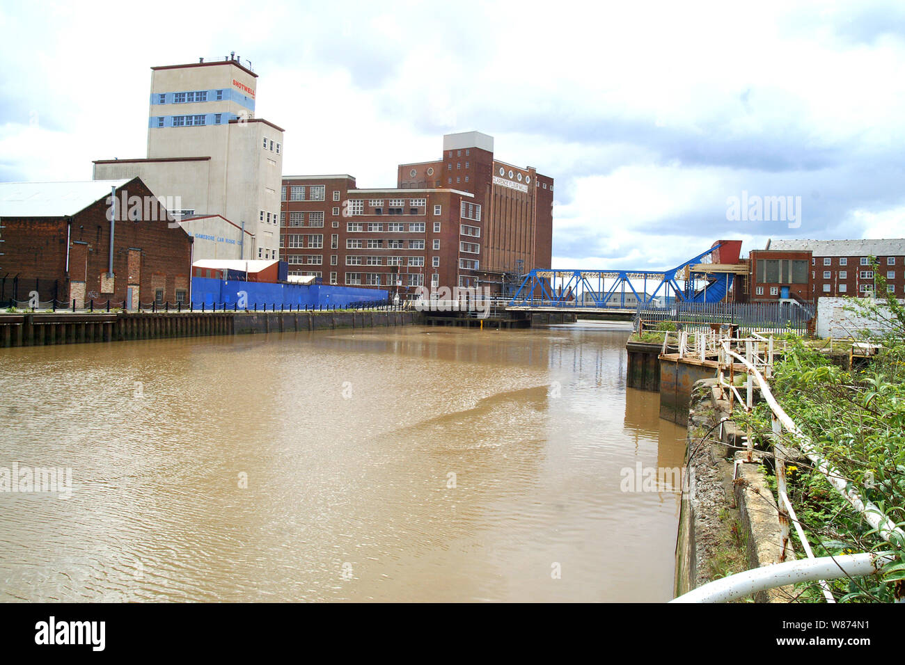 Ship Hull Dry Dock High Resolution Stock Photography and Images - Alamy