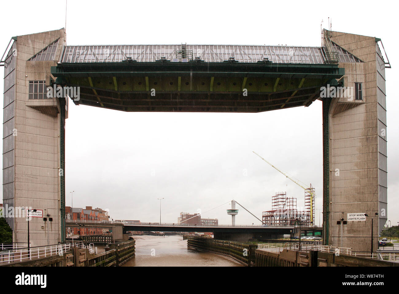 Hull tidal barrier 2017 hi-res stock photography and images - Alamy