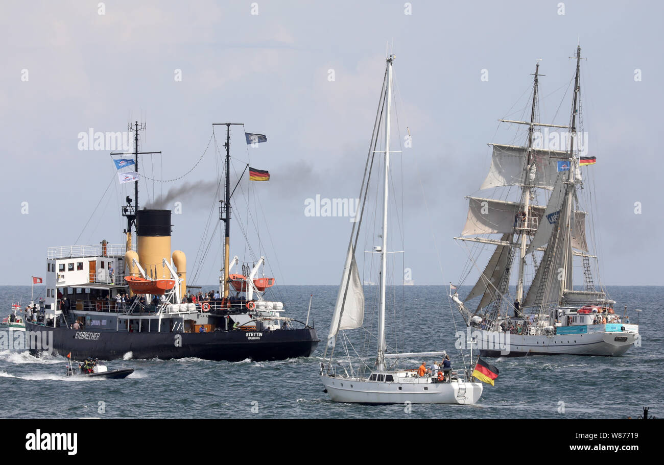 Steam icebreaker stettin hi-res stock photography and images - Alamy
