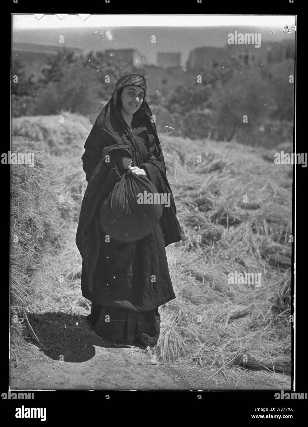 Story of ruth and boaz hi-res stock photography and images - Alamy