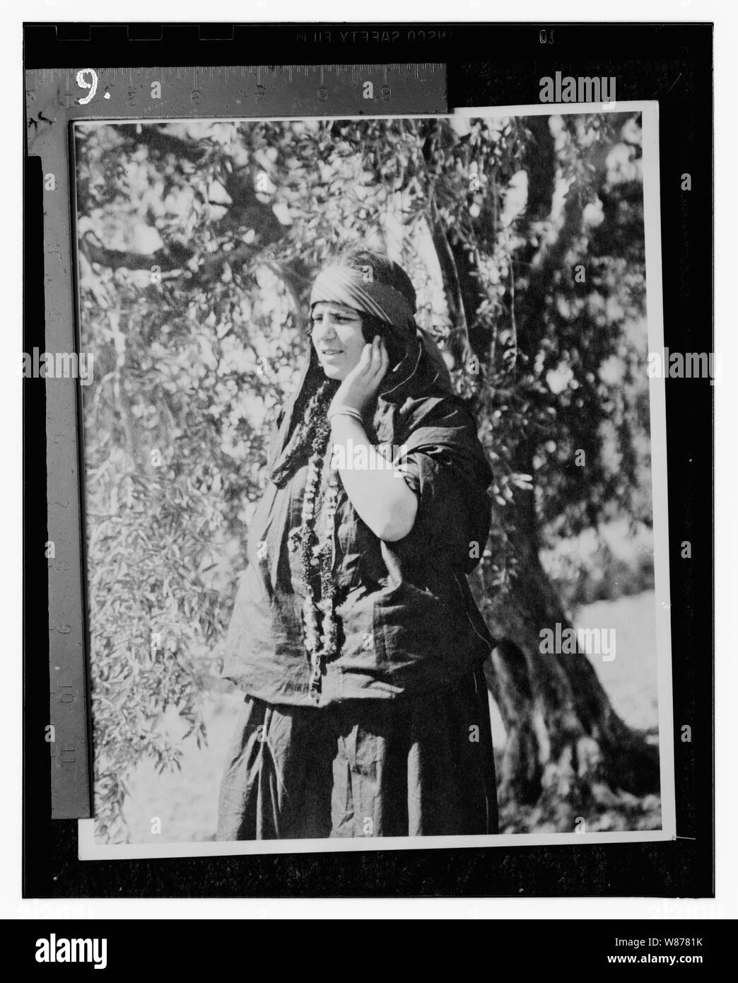 Story of ruth Cut Out Stock Images & Pictures - Alamy