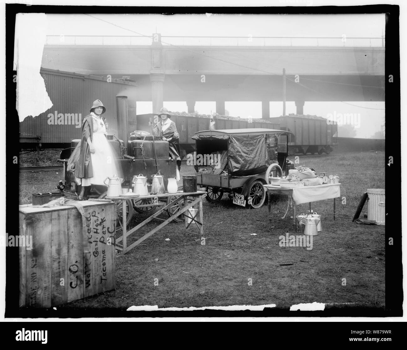 Women s red Black and White Stock Photos & Images - Alamy