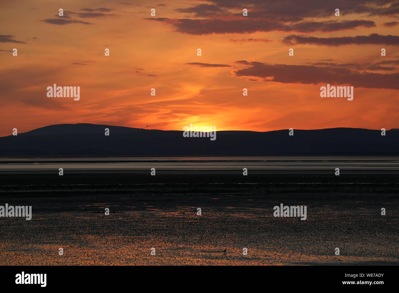 Morecambe bay sunsets hi-res stock photography and images - Alamy
