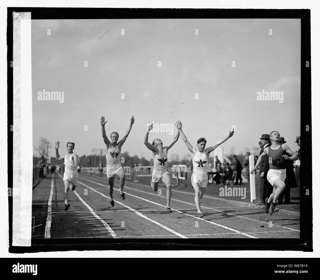 100 yd hi-res stock photography and images - Alamy