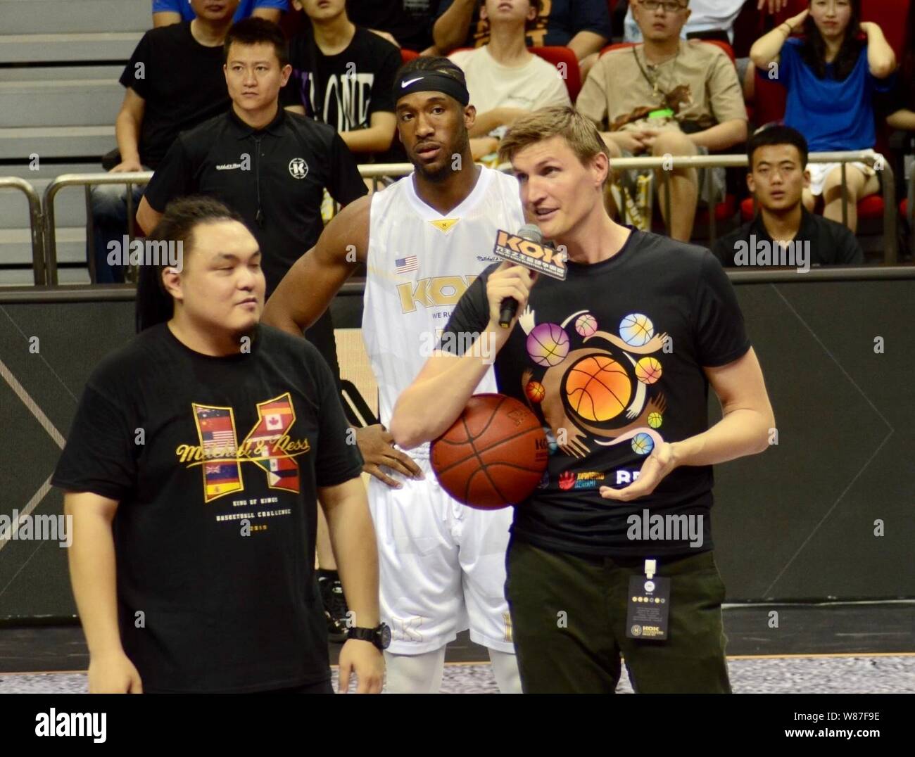 Kok king of kings basketball hi-res stock photography and images - Alamy