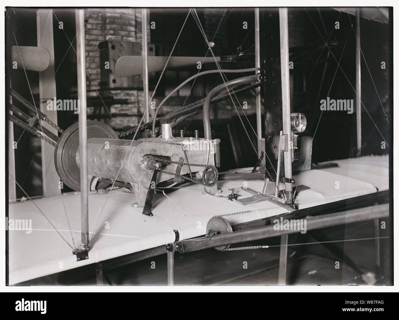 Wright flyer hi-res stock photography and images - Alamy