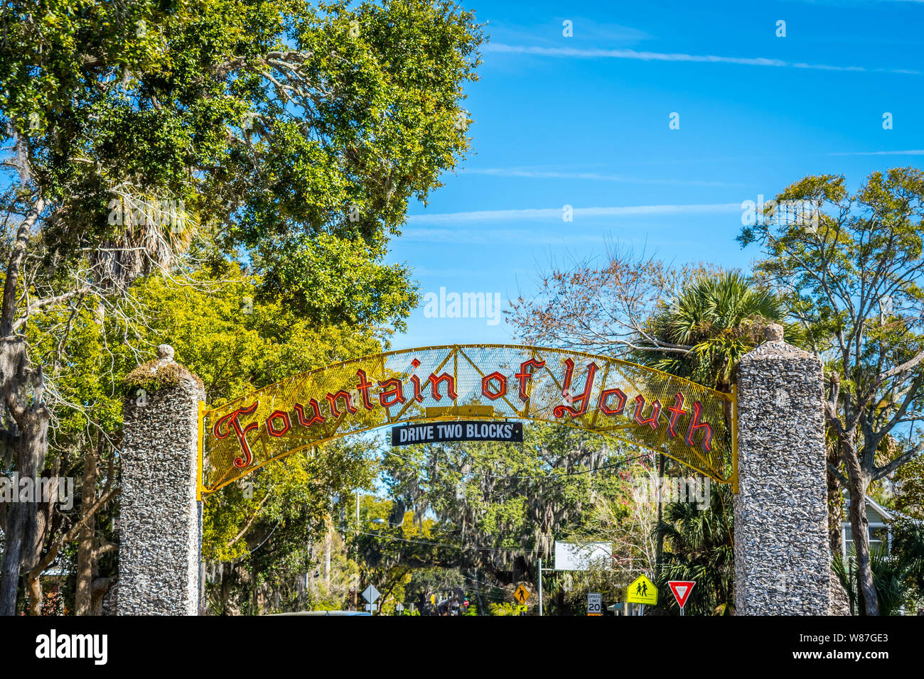 Fountain of youth sign hi-res stock photography and images - Alamy