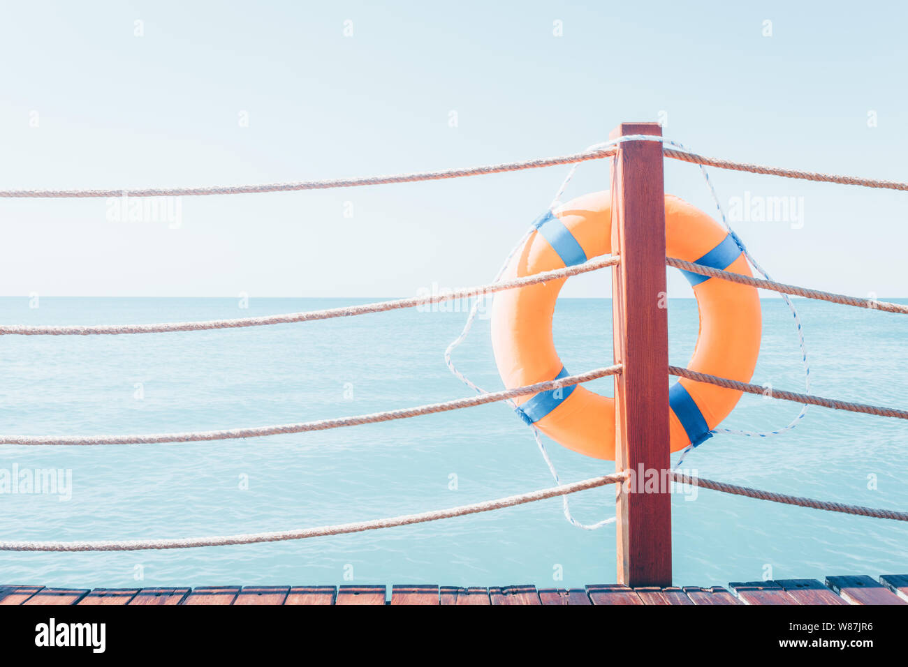 Throw lifebuoy hi-res stock photography and images - Alamy