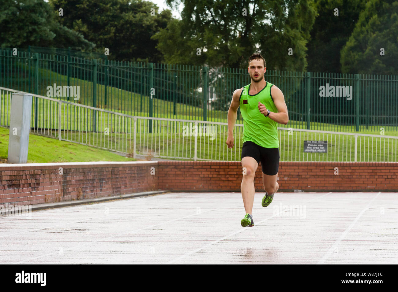 Wet running track hi-res stock photography and images - Alamy